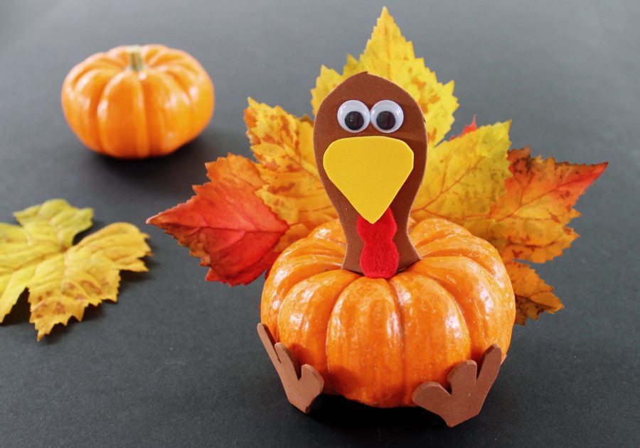 15 Thanksgiving Crafts For Kids Lovebugs And Postcards