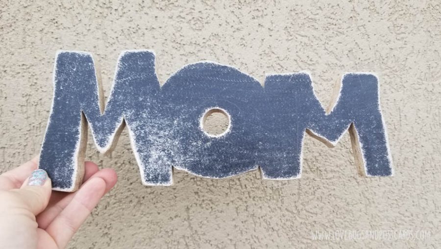 MOM DIY Chalkboard Gift for Mother's Day - Lovebugs and Postcards