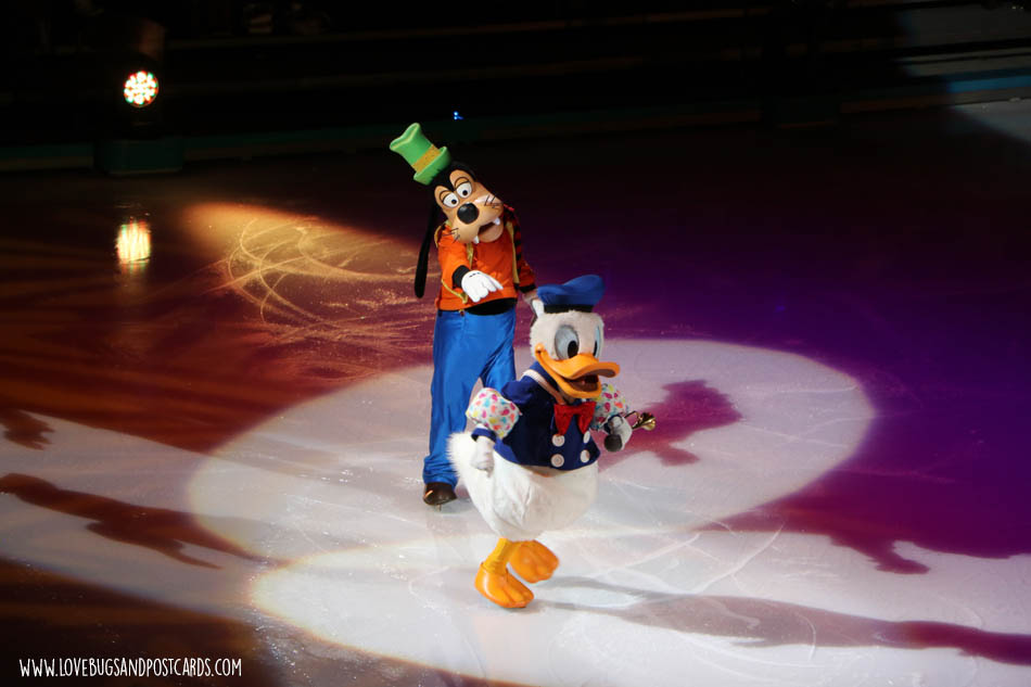 Disney On Ice presents Worlds of Enchantment - Lovebugs and Postcards